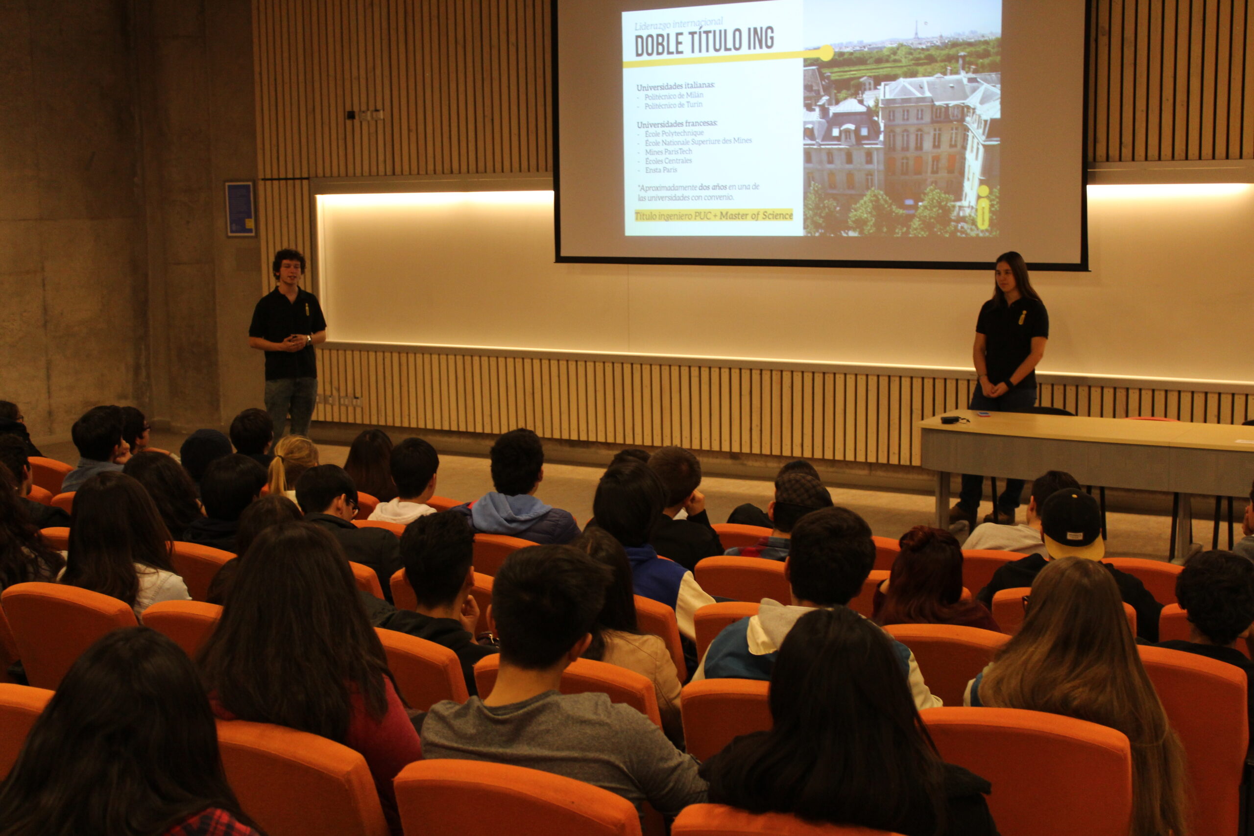 Charlas en liceos o colegios | Ingeniería UC