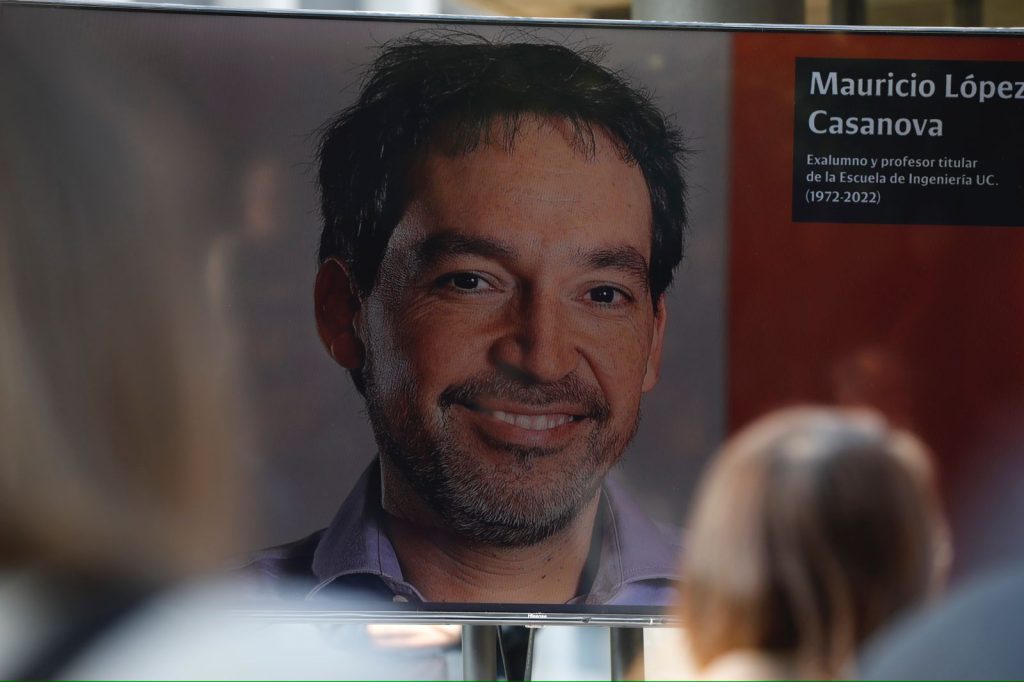 Ingeniería UC dedica Hall de Estudiantes al profesor Mauricio López a ...